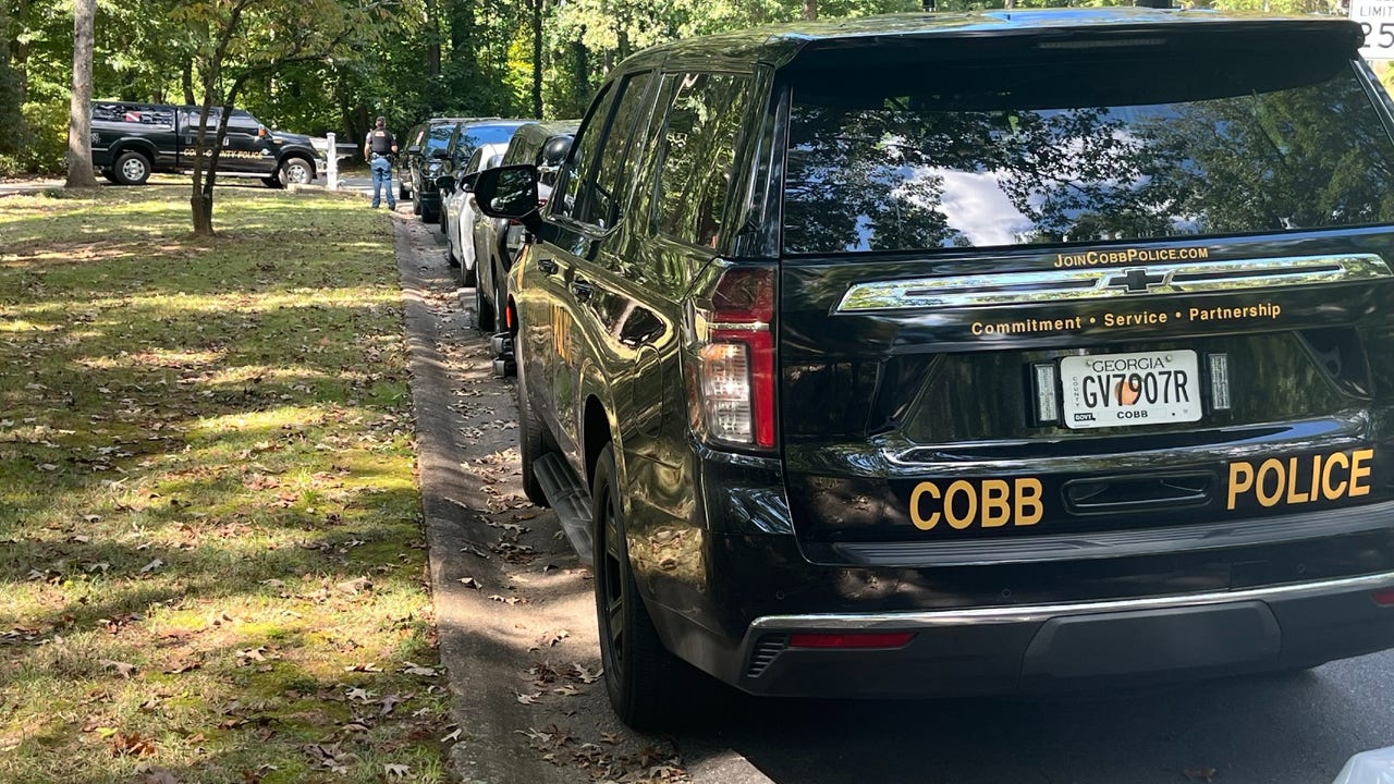 Citizen reports body to Cobb County police Wednesday morning | FOX 5 ...