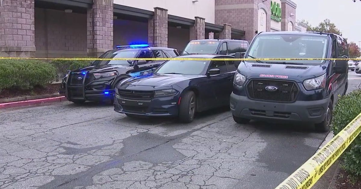 Man killed in barbershop shooting in southwest Atlanta identified | FOX ...