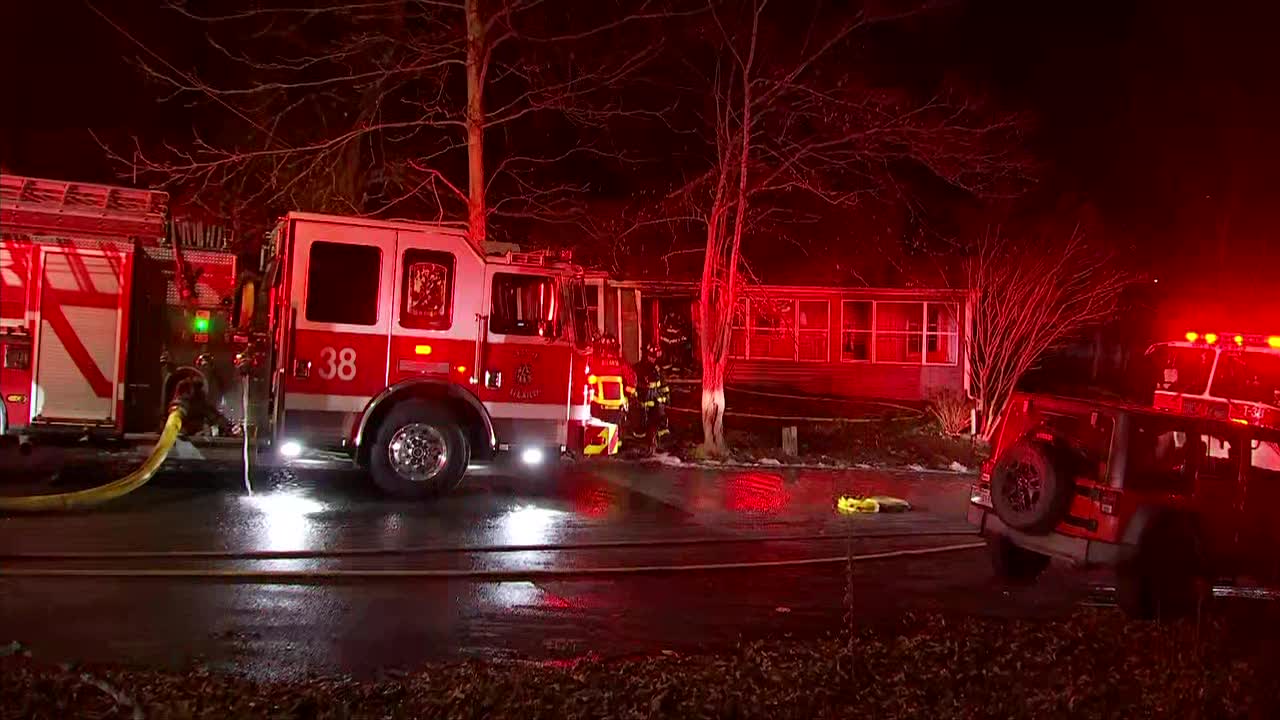 Atlanta firefighters respond to early morning house fire in NW Atlanta ...