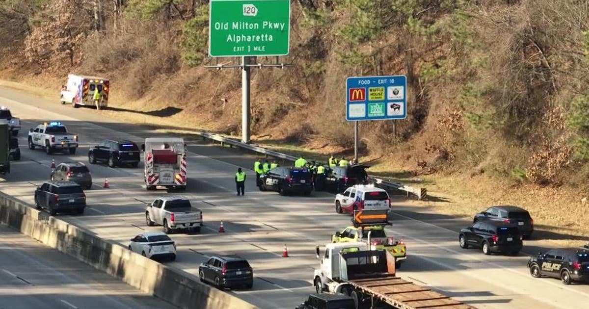 GA-400SB lanes near Exit 10 closed for death investigation early ...
