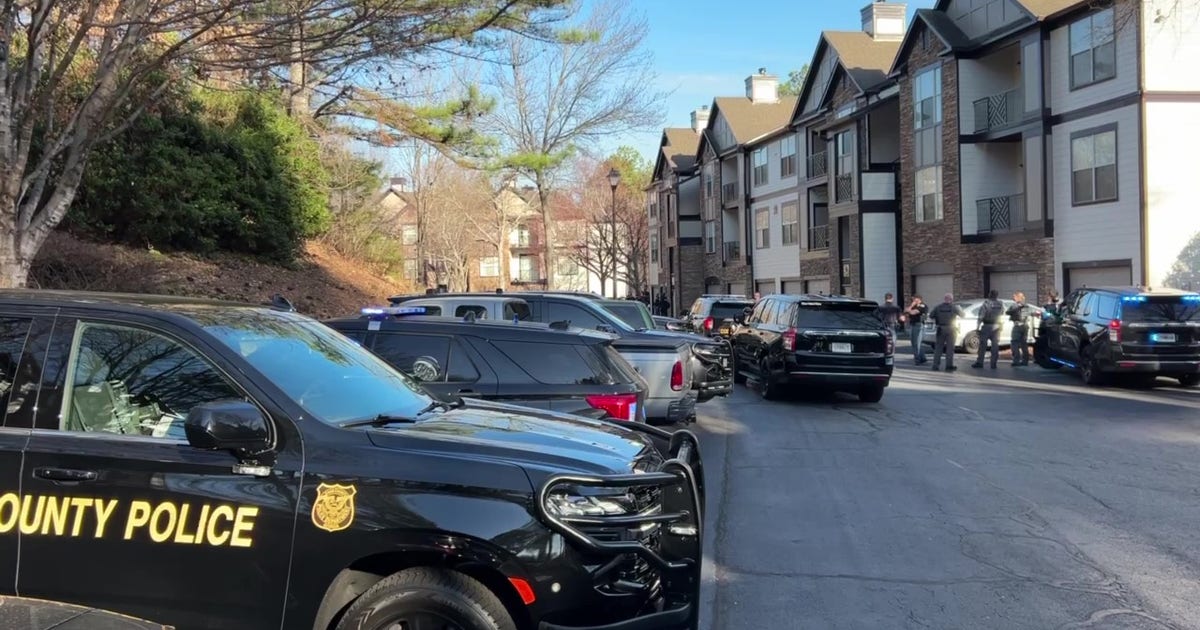 Two women dead in suspected murder-suicide at Vinings apartments | FOX ...