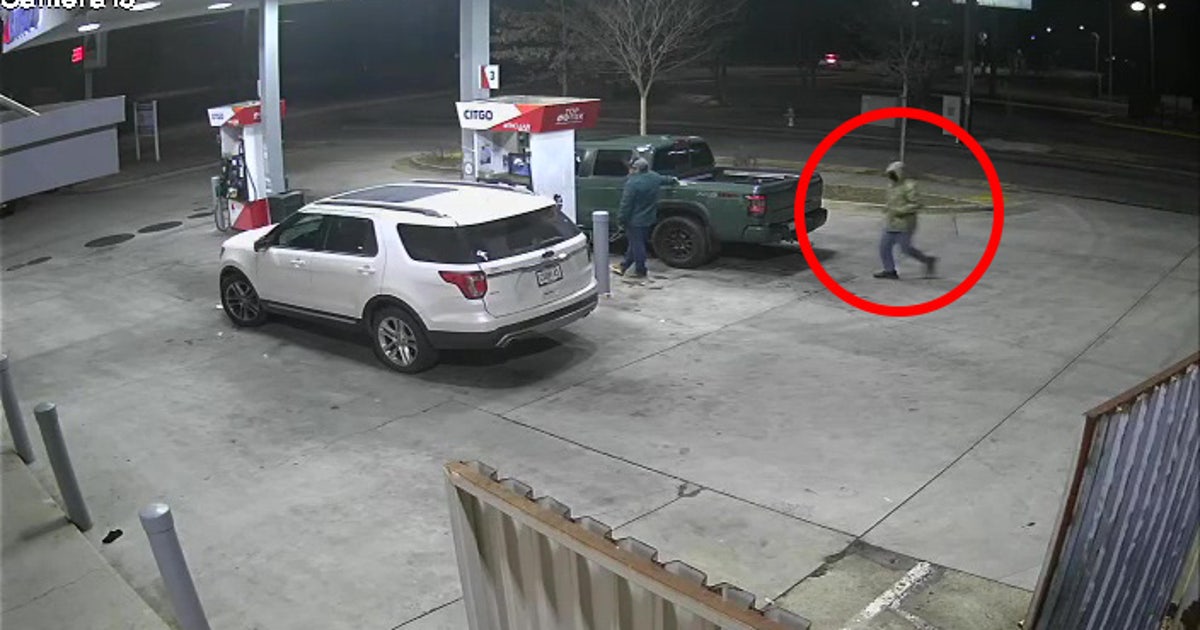 Suspect attacks victim in armed robbery at Atlanta gas station, police ...