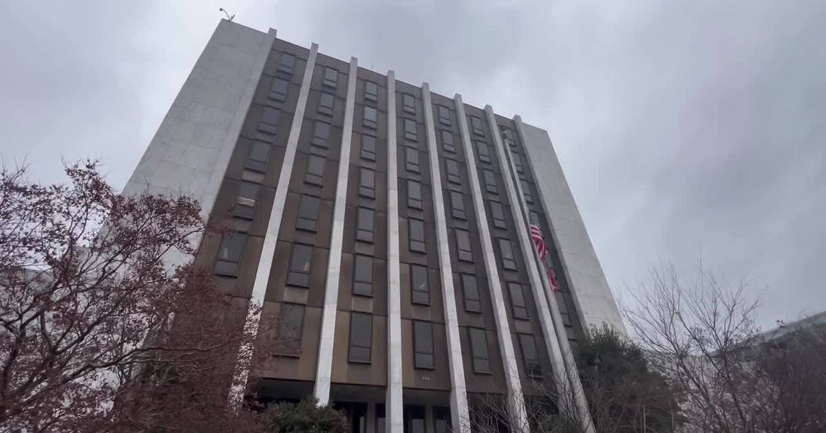 DeKalb County Courthouse reopens after suspicious package scare | FOX 5 ...