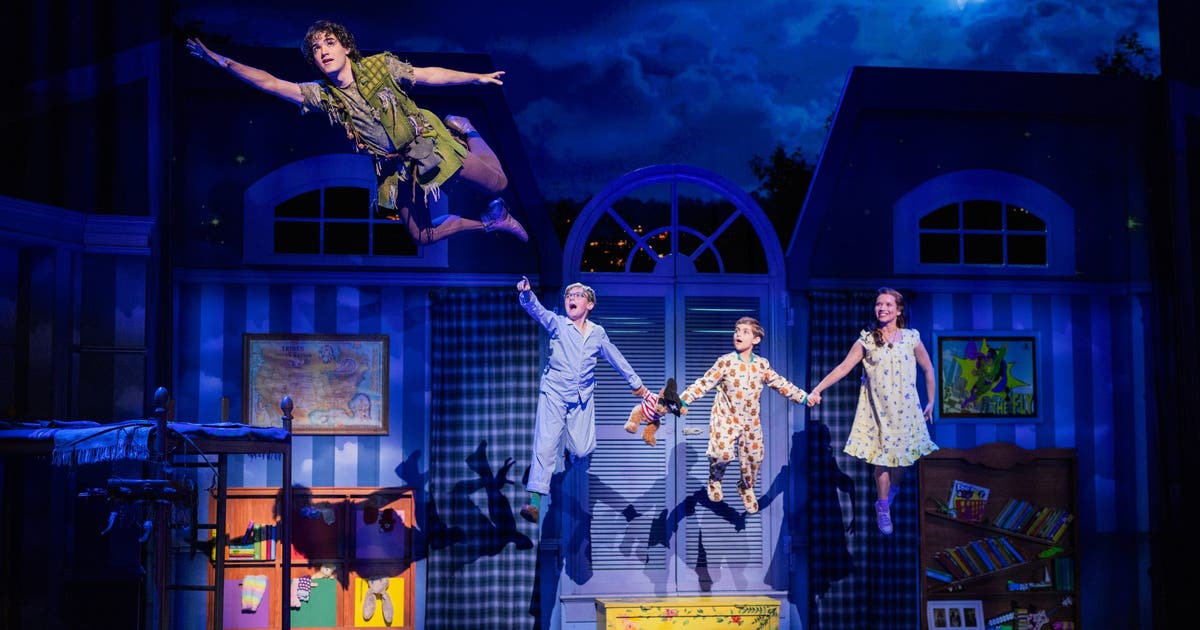 Updated 'Peter Pan' soars into Atlanta’s Fox Theatre | FOX 5 Atlanta