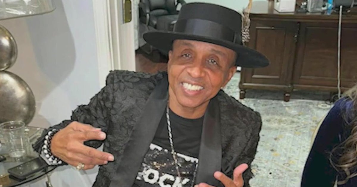 Kool & the Gang's Michael Sumler dies in Georgia car crash at 71 | FOX ...