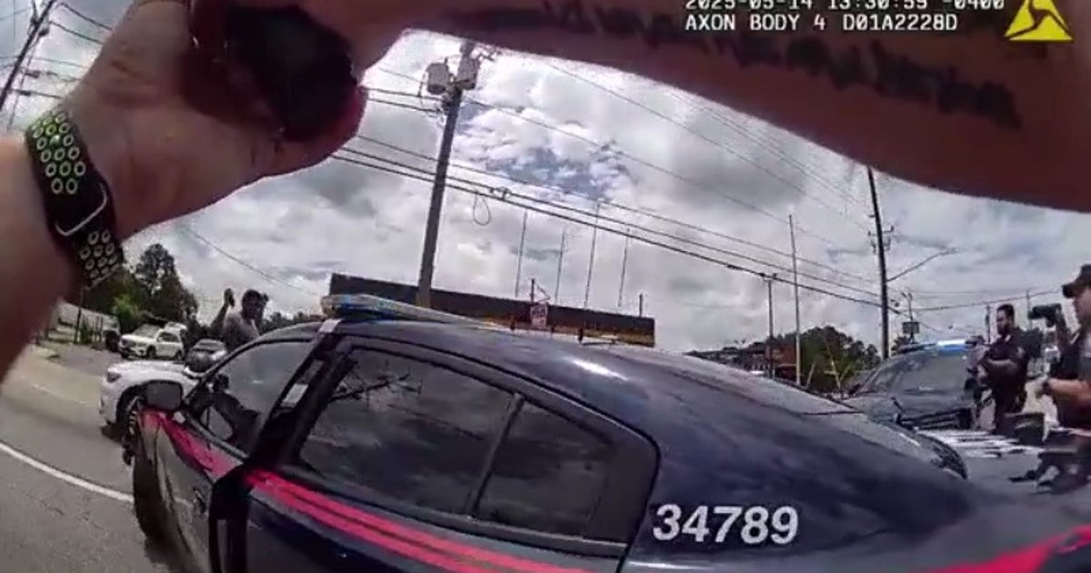 Video: Atlanta police arrest wanted suspect Sanchez Turner in felony ...