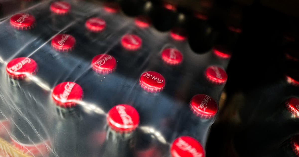 Coke switching to 'REAL Cane Sugar'? What Trump says Coca-Cola agreed ...