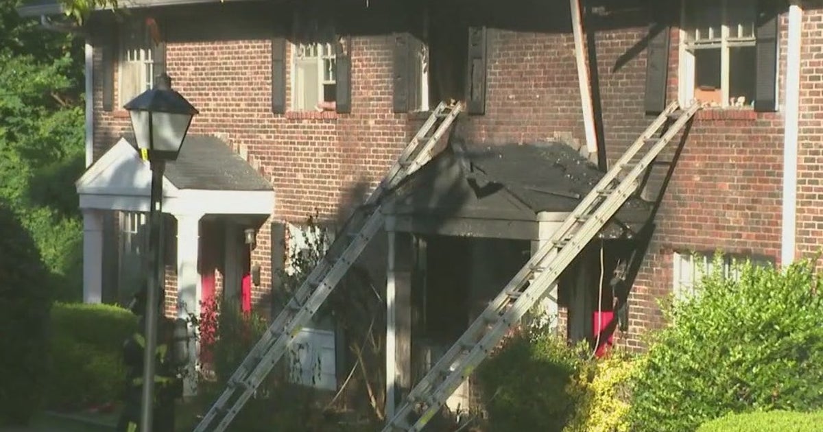 Man rescued from burning Decatur-area townhome Monday morning | FOX 5 ...
