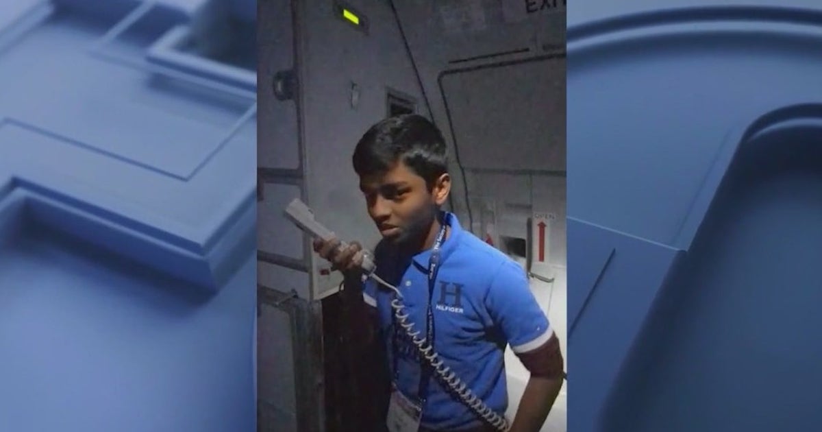 Teen cancer awareness advocate launches in-flight campaign to raise ...