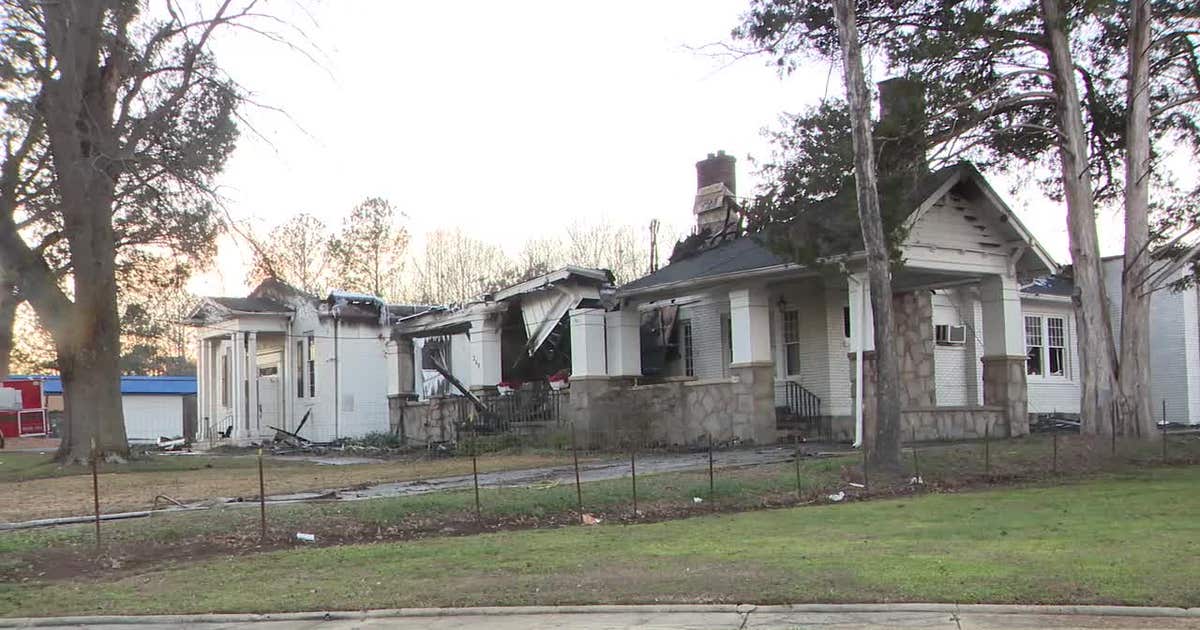 Funeral home leader plans to keep serving families after fire | FOX 5 ...