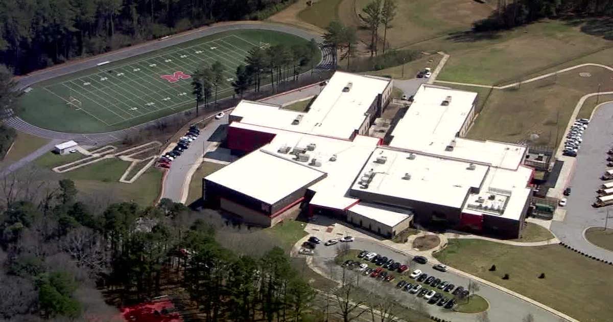 Man runs to McNair Middle School after being shot, officials say | FOX ...