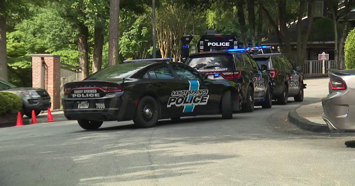 No injuries after Sandy Springs SWAT standoff ends | FOX 5 Atlanta