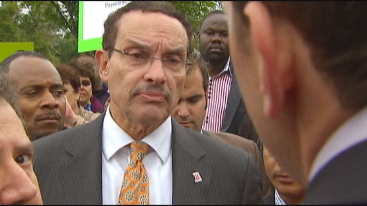 Former DC Mayor Vincent Gray enters race for DC Council seat