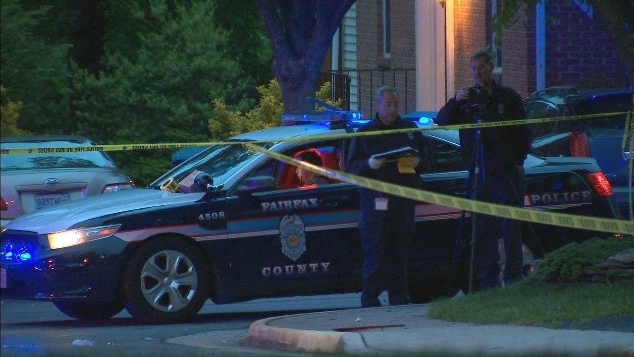 Police Search For Gunman After Overnight Attempted Robbery Shooting In