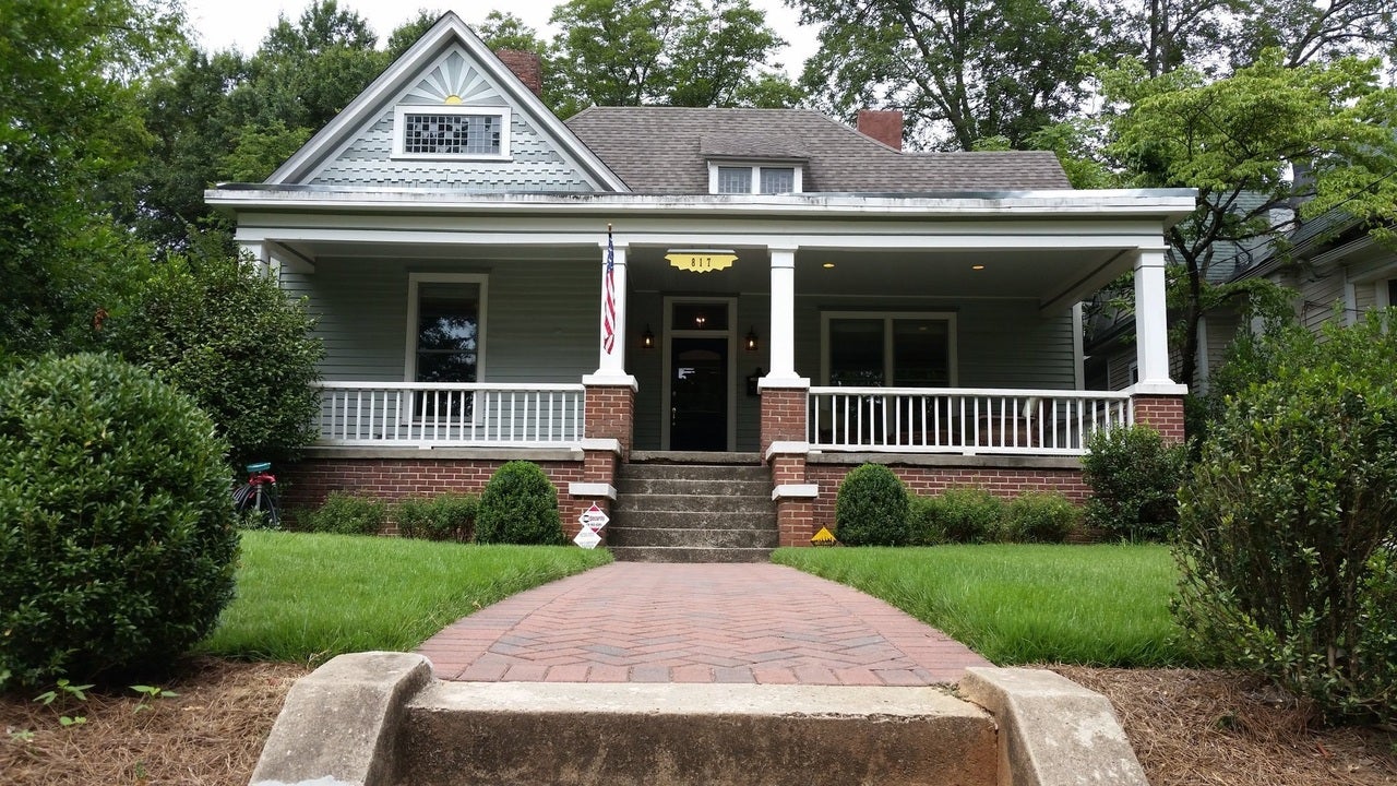 Atlanta home featured on 'The Walking Dead' hits the market | FOX 5 DC