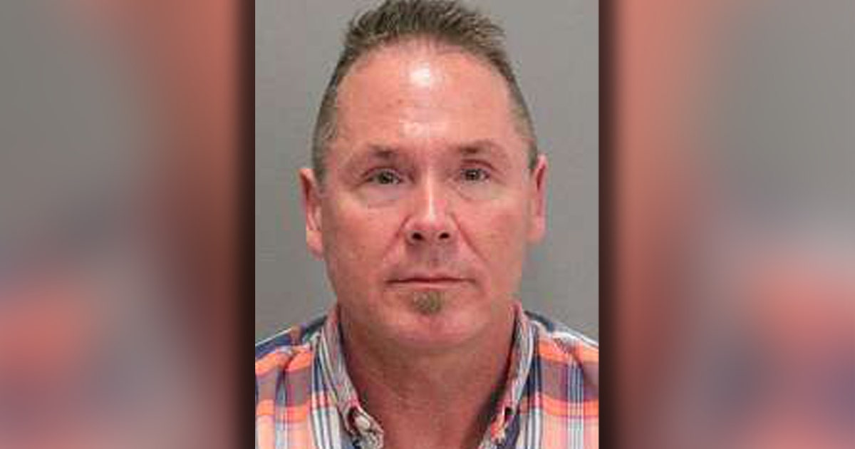 Man caught texting on plane about molesting children gets 15 years in ...