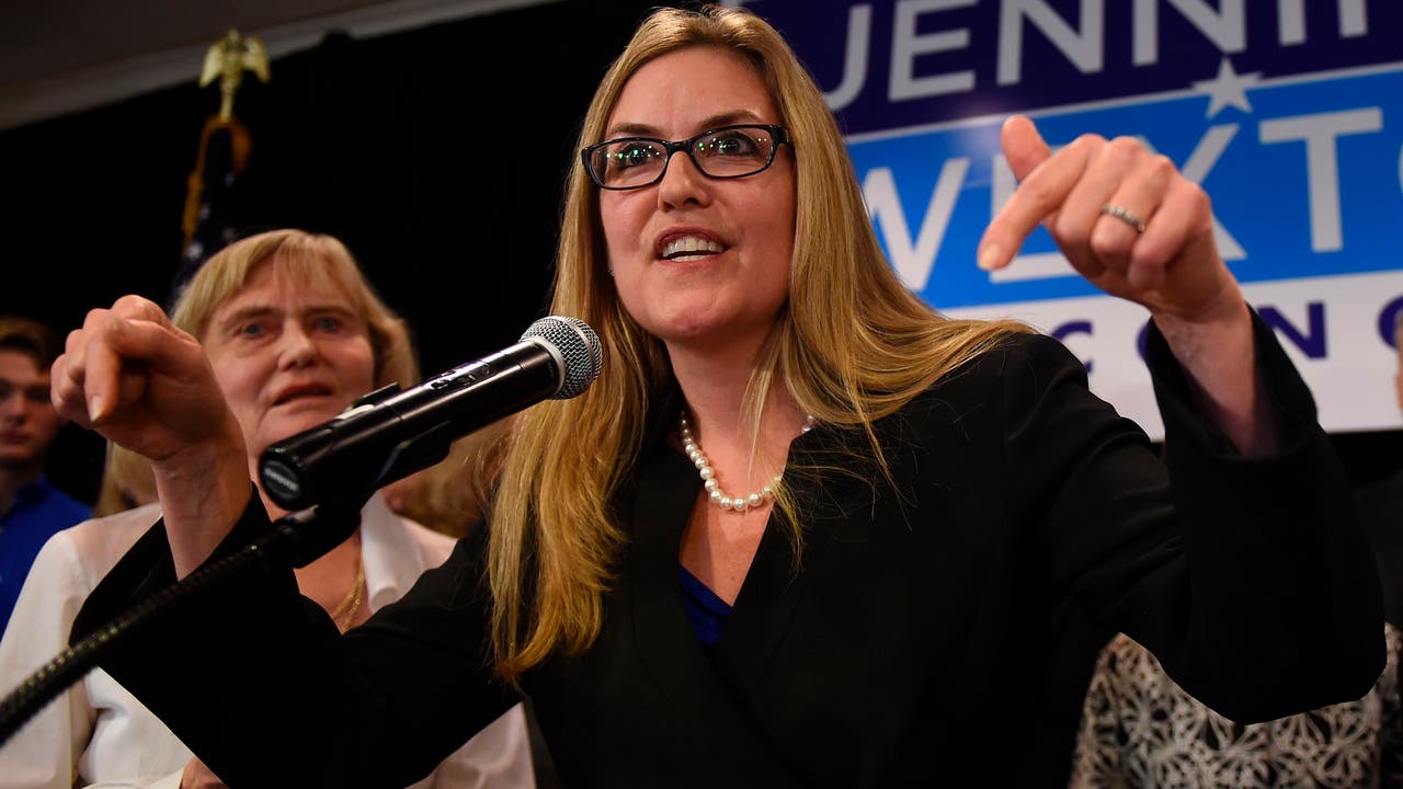 Democrat Jennifer Wexton Wins Reelection To Us House In Virginias 10th