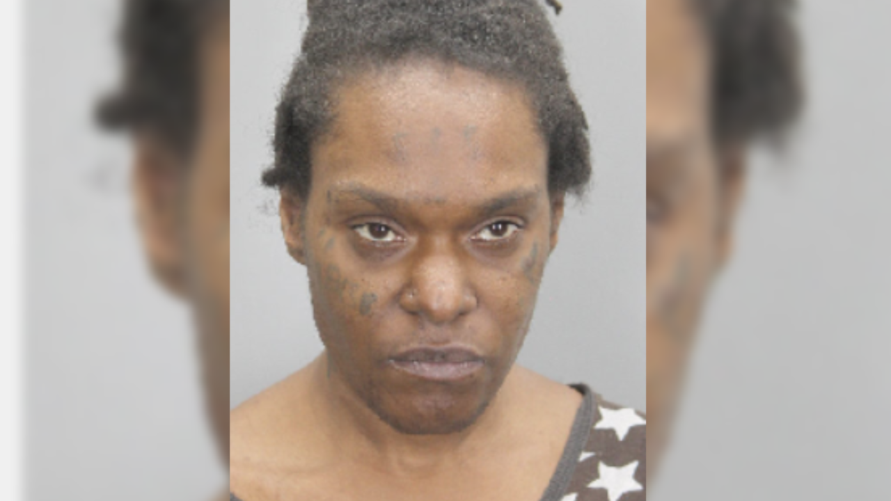Alexandria Woman Arrested For Stealing Car With 6 year old Girl Inside alexandria-woman-arrested-for-stealing-car-with-6-year-old-girl-inside