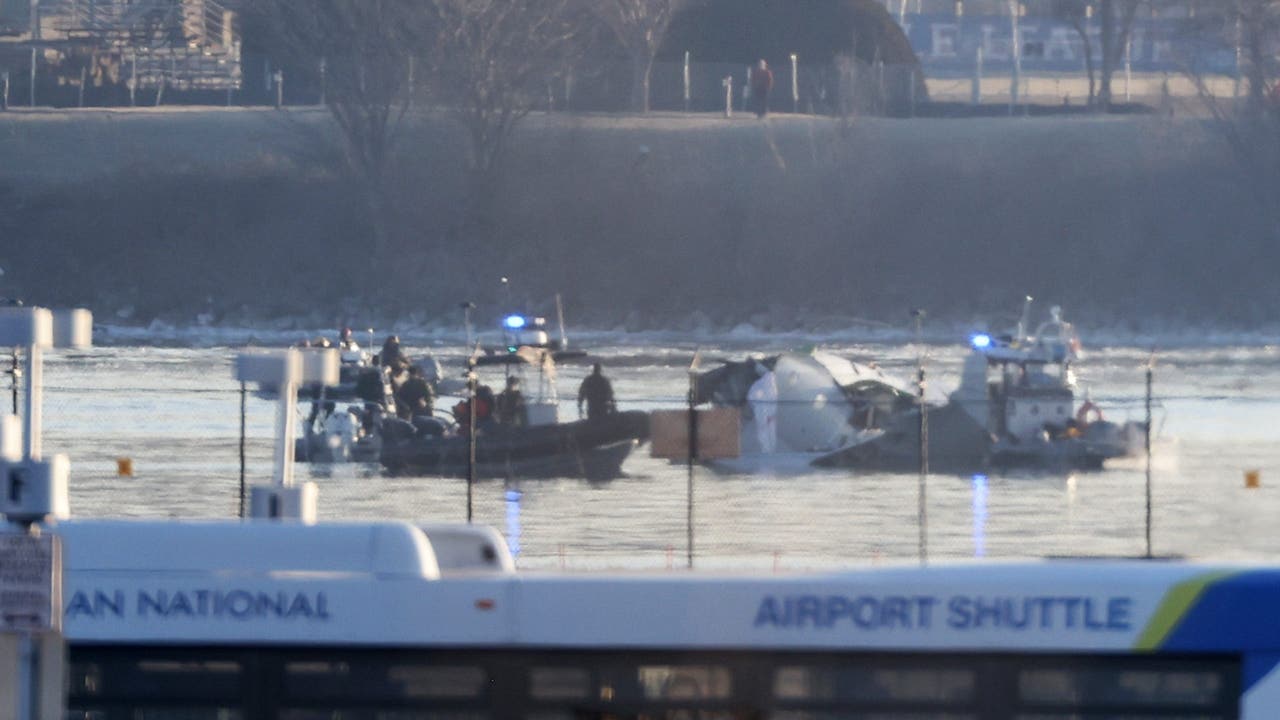DC plane crash timeline: What to know about the deadly crash | FOX 5 ... DC plane crash timeline: What to know about the deadly crash | FOX 5 ...