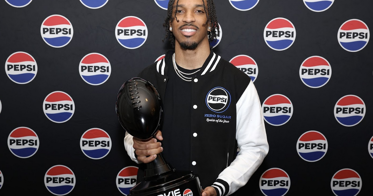 Jayden Daniels named 2024 Pepsi® Zero Sugar NFL Rookie of the Year ...