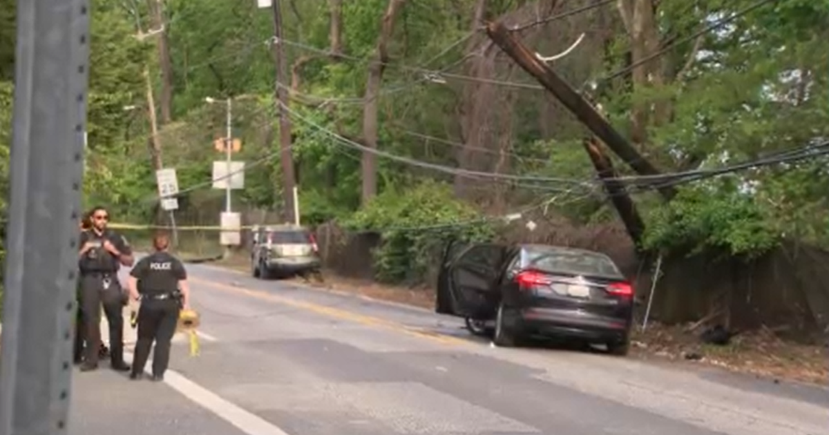 2 hospitalized, power lines down after 4-car crash in Chevy Chase | FOX ...
