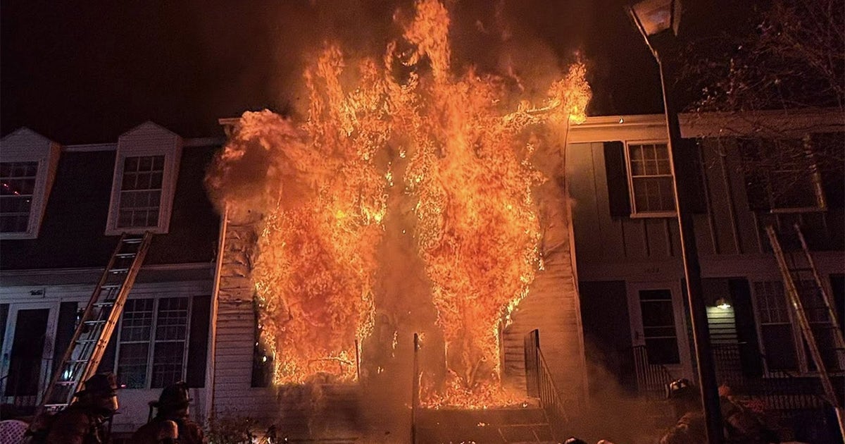 2-alarm fire destroys Frederick townhouse | FOX 5 DC