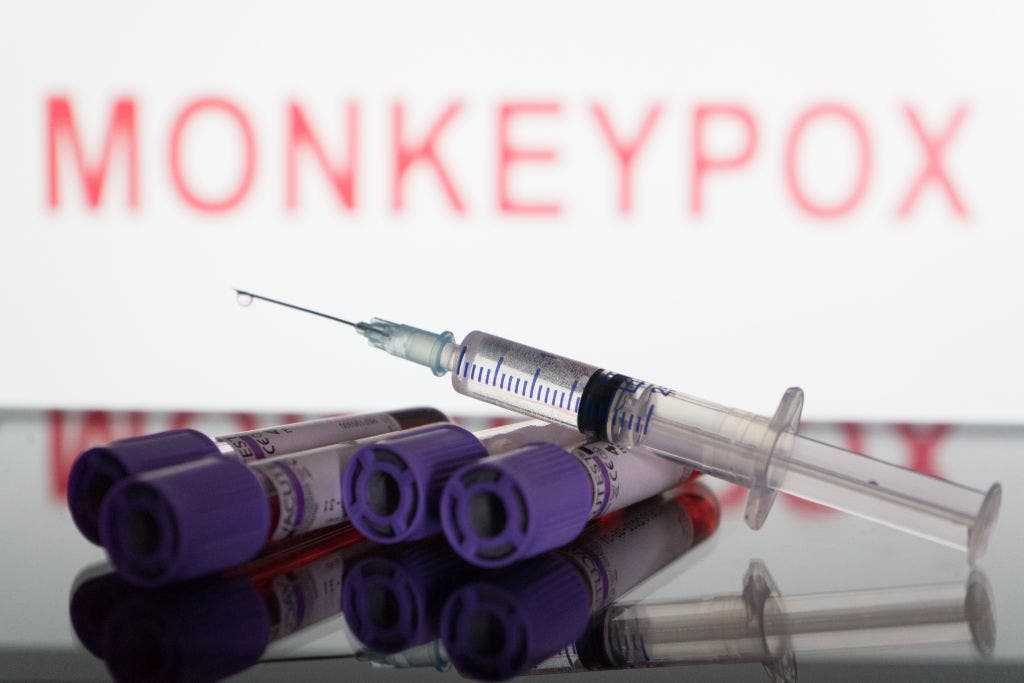 2 NIH researchers charged with allegedly smuggling monkeypox | FOX 10 ...