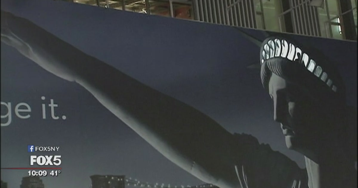 Nazi-saluting Lady Liberty in Times Square | FOX 5 New York