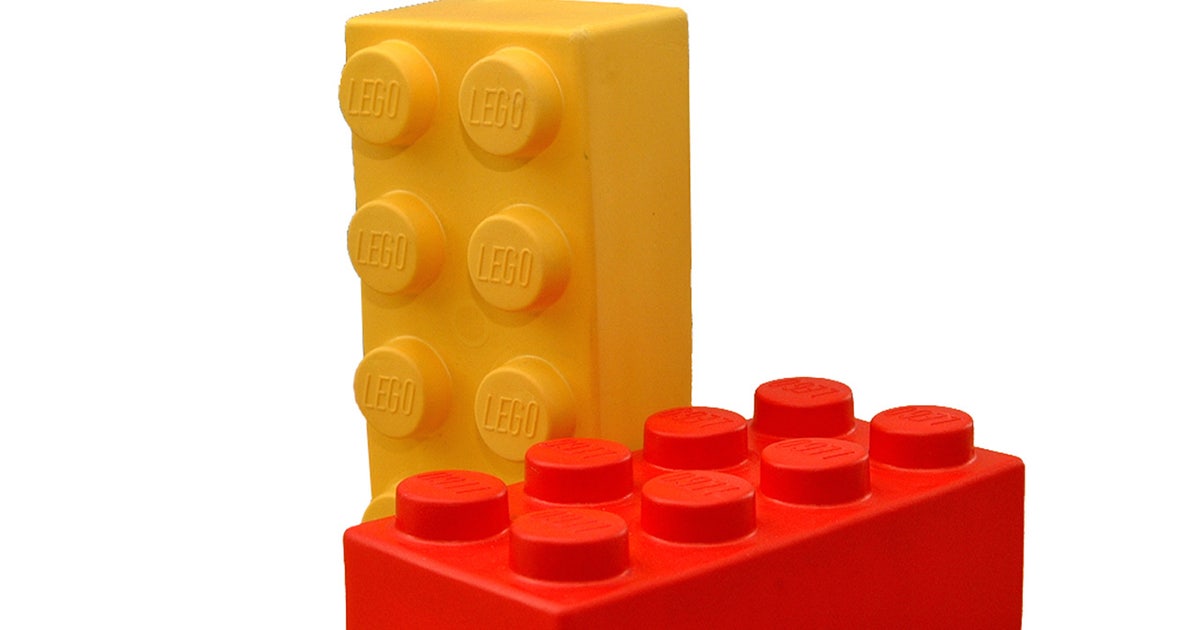Burglars knock hole in wall to steal Lego bricks | FOX 5 New York