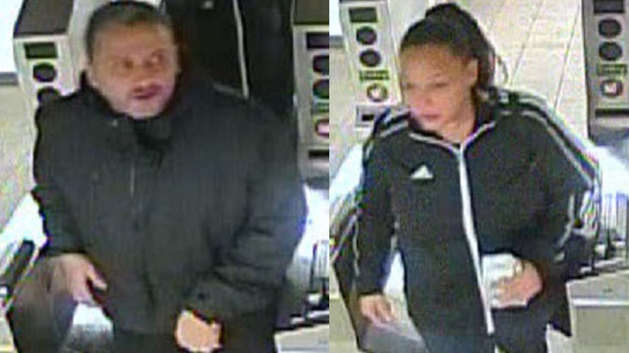 Man Robbed At Gunpoint On Subway Train Fox 5 New York