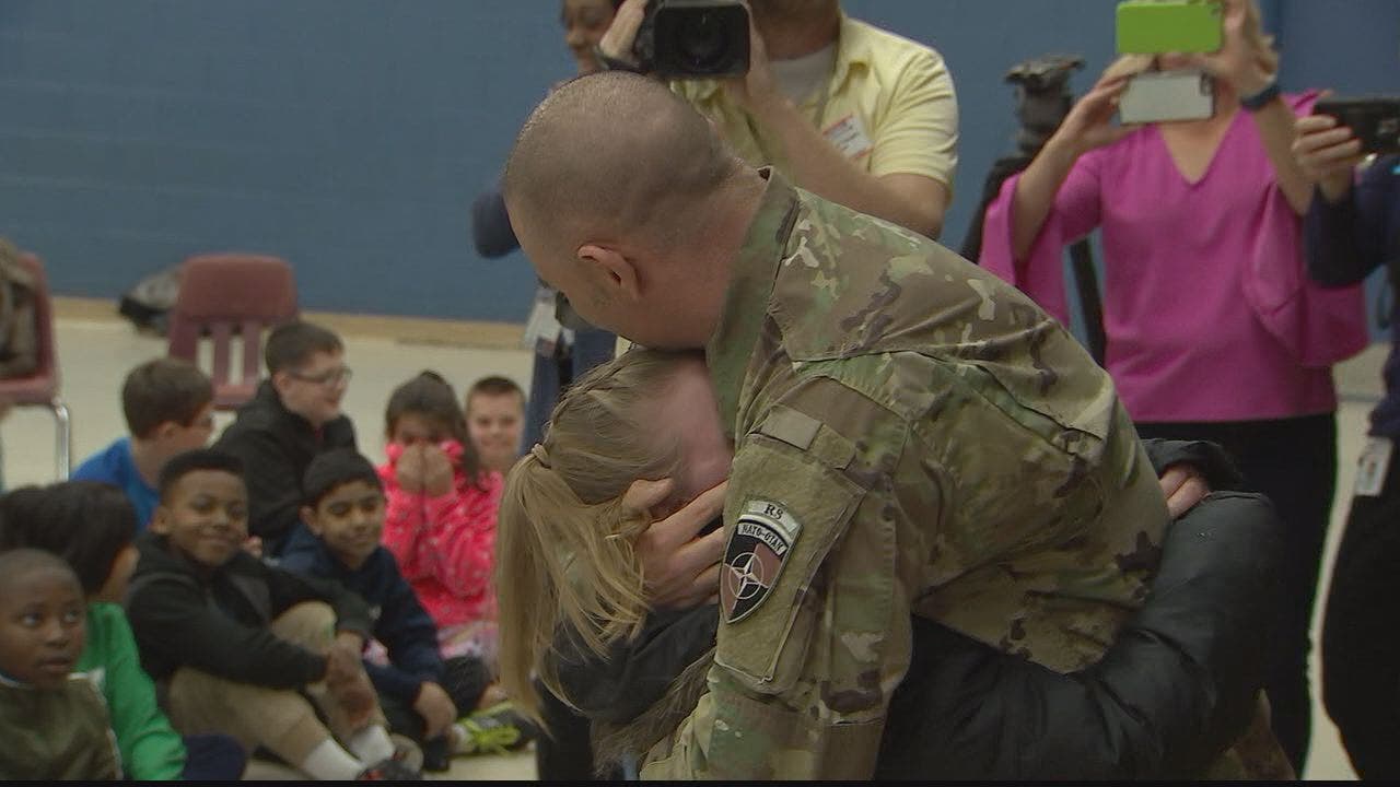 Soldier Surprises Daughter At School After Returning Home From Final