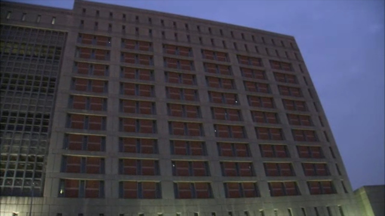 Inmates living in freezing cells at federal jail in Brooklyn