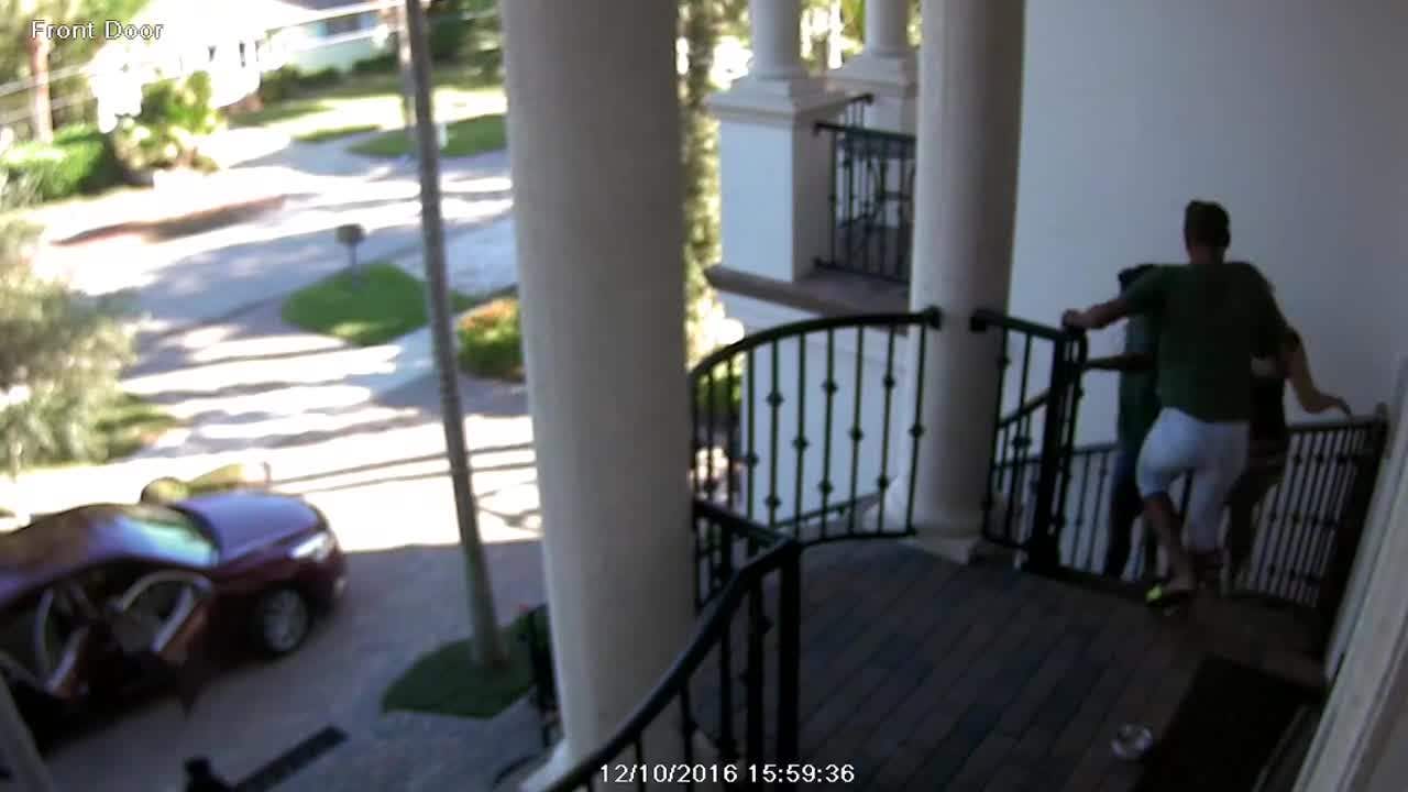 Porch pirates strike Hulk Hogan's house | FOX 5 New York