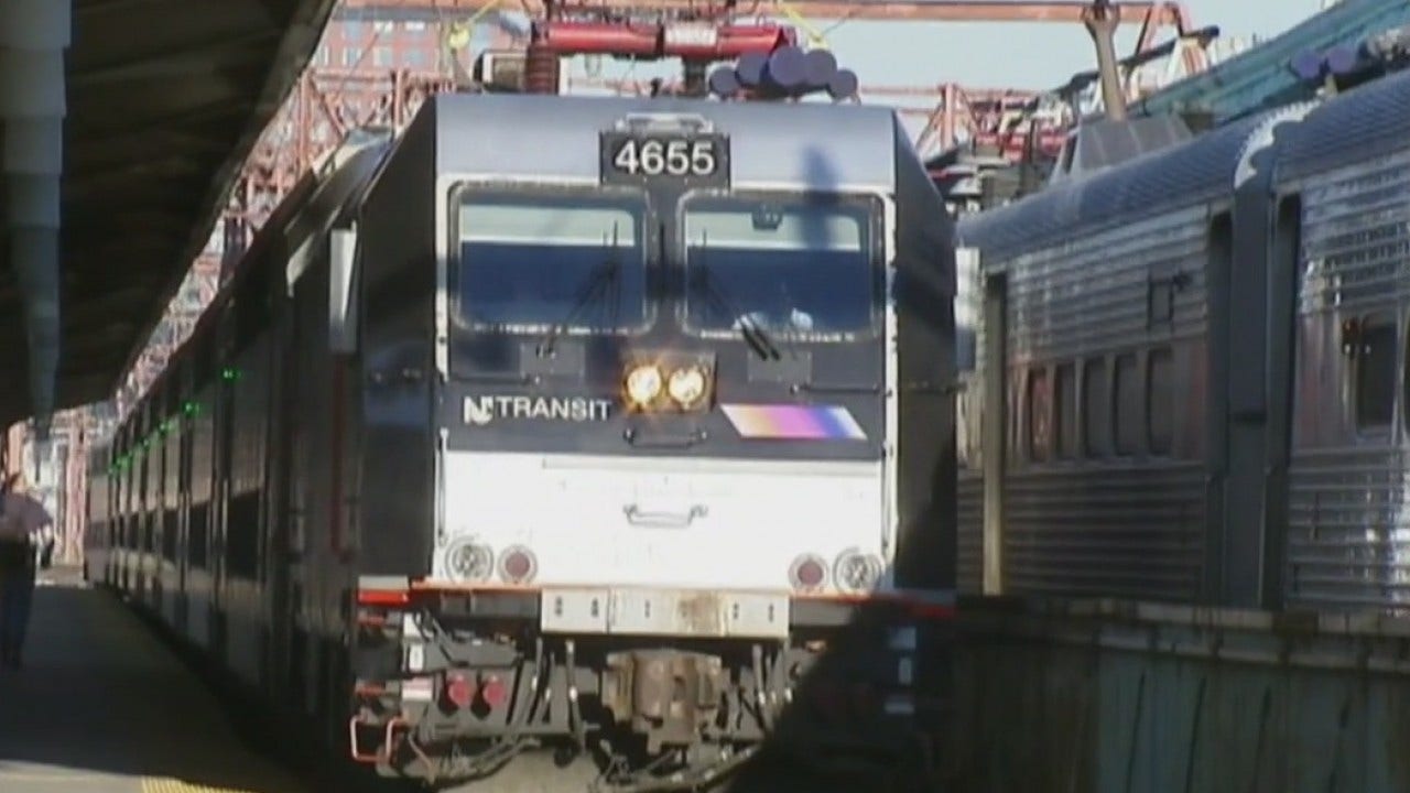 NJ Transit's new engineers mark training milestone | FOX 5 New York