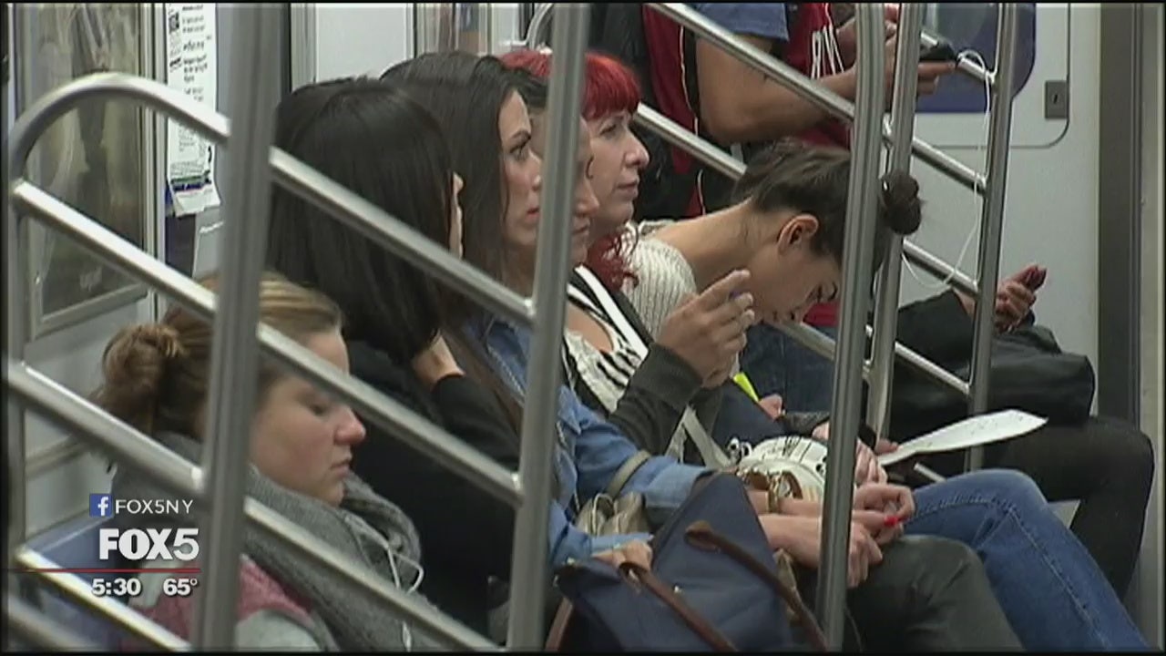 Breakdowns and overcrowding plague NYC subways | FOX 5 New York