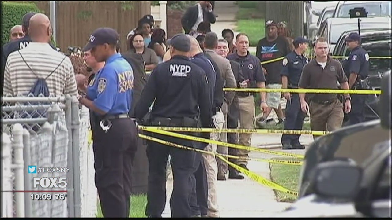 Exploding Package Critically Burns Man In Queens Fox 5 New York
