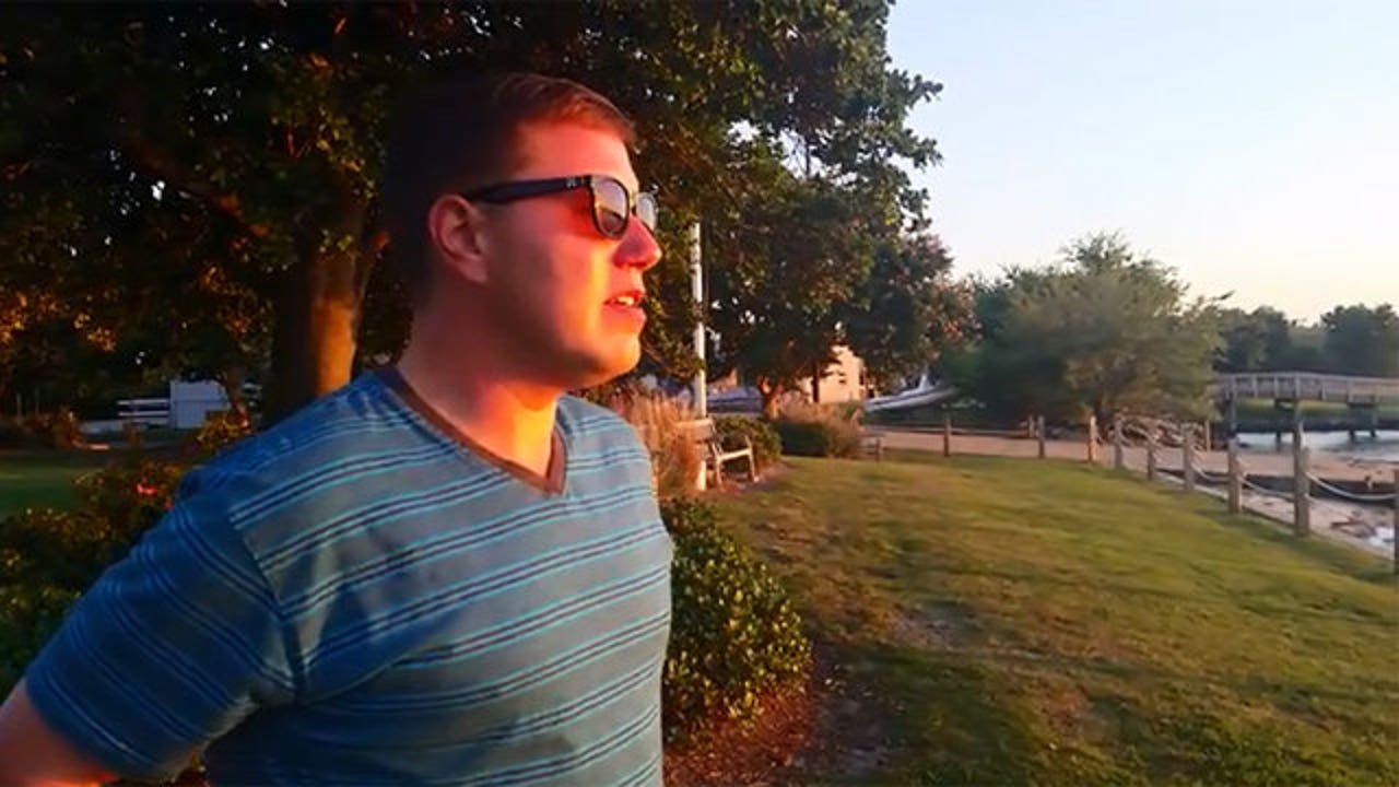 Colorblind man sees sunset for the first time
