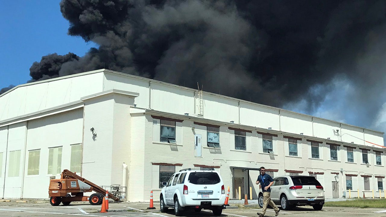 Explosion rocks Eglin Air Force Base lab | FOX 5 New York Explosion rocks Eglin Air Force Base lab | FOX 5 New York