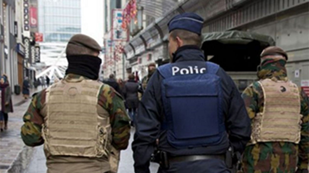 Belgium lockdown: Authorities arrest 16 in anti-terror raids