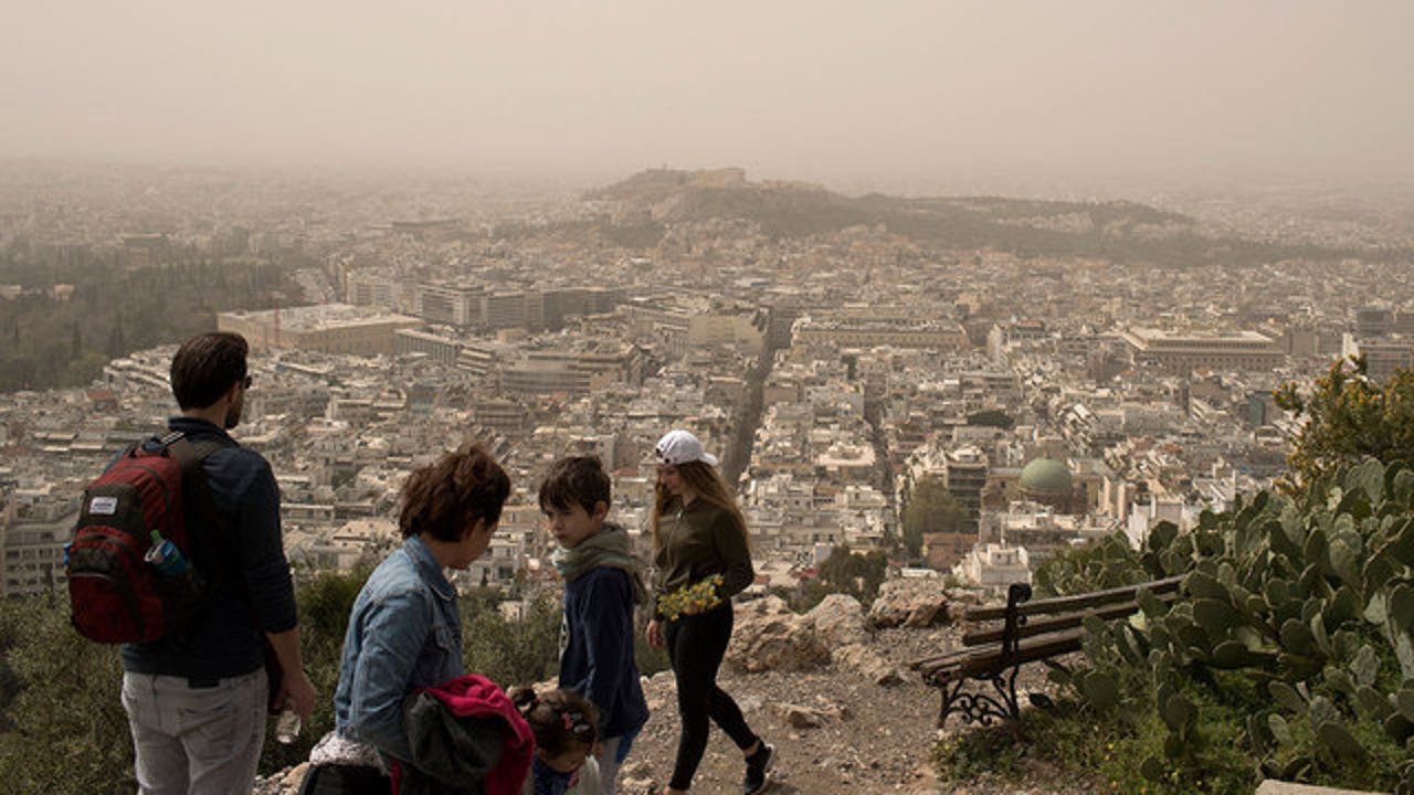 African dust shrouds parts of Greece | FOX 5 New York