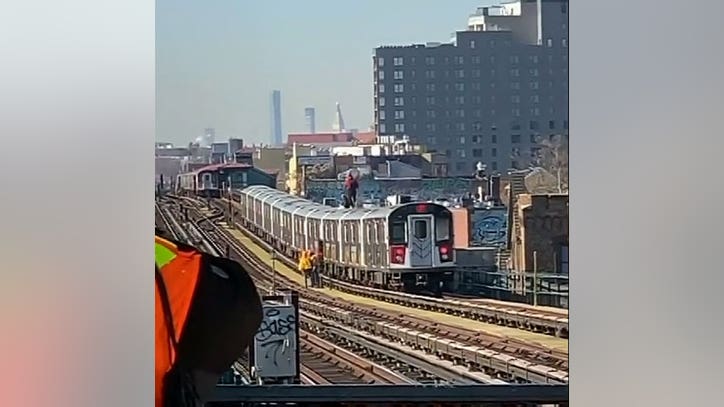 VIDEO: Two men seen subway surfing in Queens | FOX 5 New York