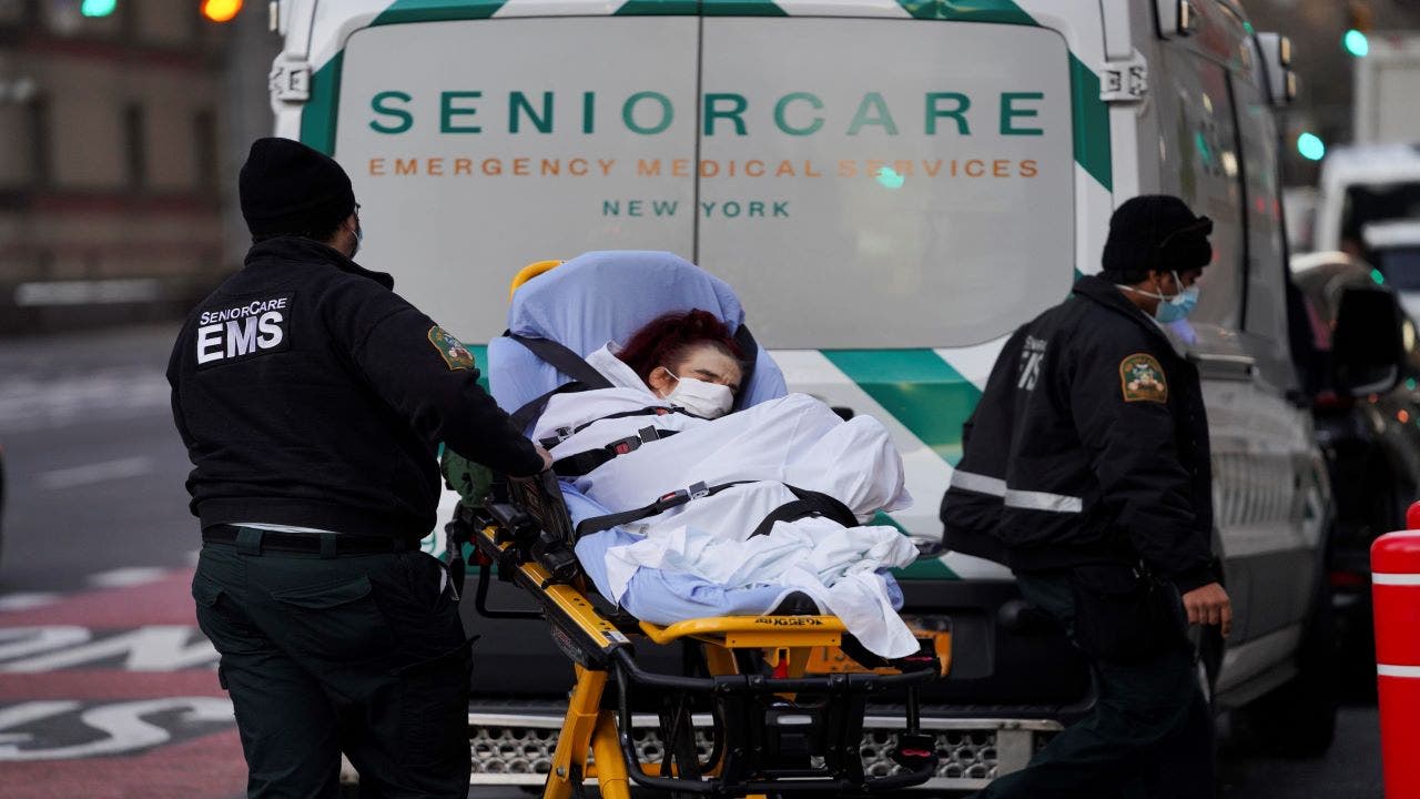 Demoralized health workers struggle as virus numbers surge | FOX 5 New York