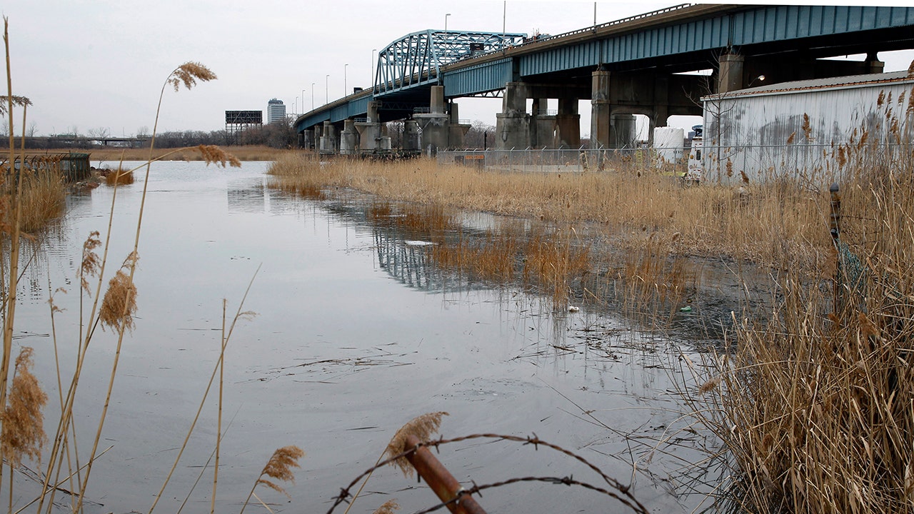 Hackensack River could be cleaned up as a Superfund site | FOX 5 New York