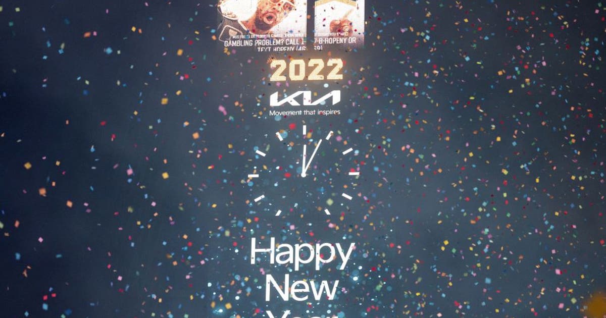 Happy New Year! NYC ushers in 2022 with Times Square ball drop | FOX 5 ...