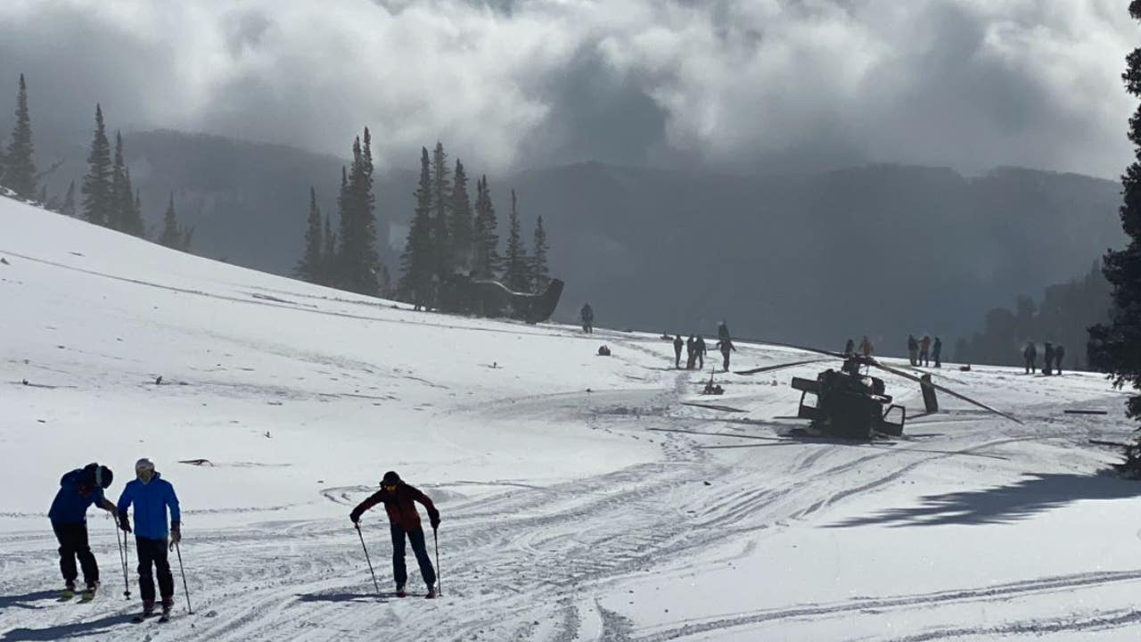 Video captures Black Hawk helicopter crash near Utah ski slopes | FOX 5 ... Video captures Black Hawk helicopter crash near Utah ski slopes | FOX 5 ...