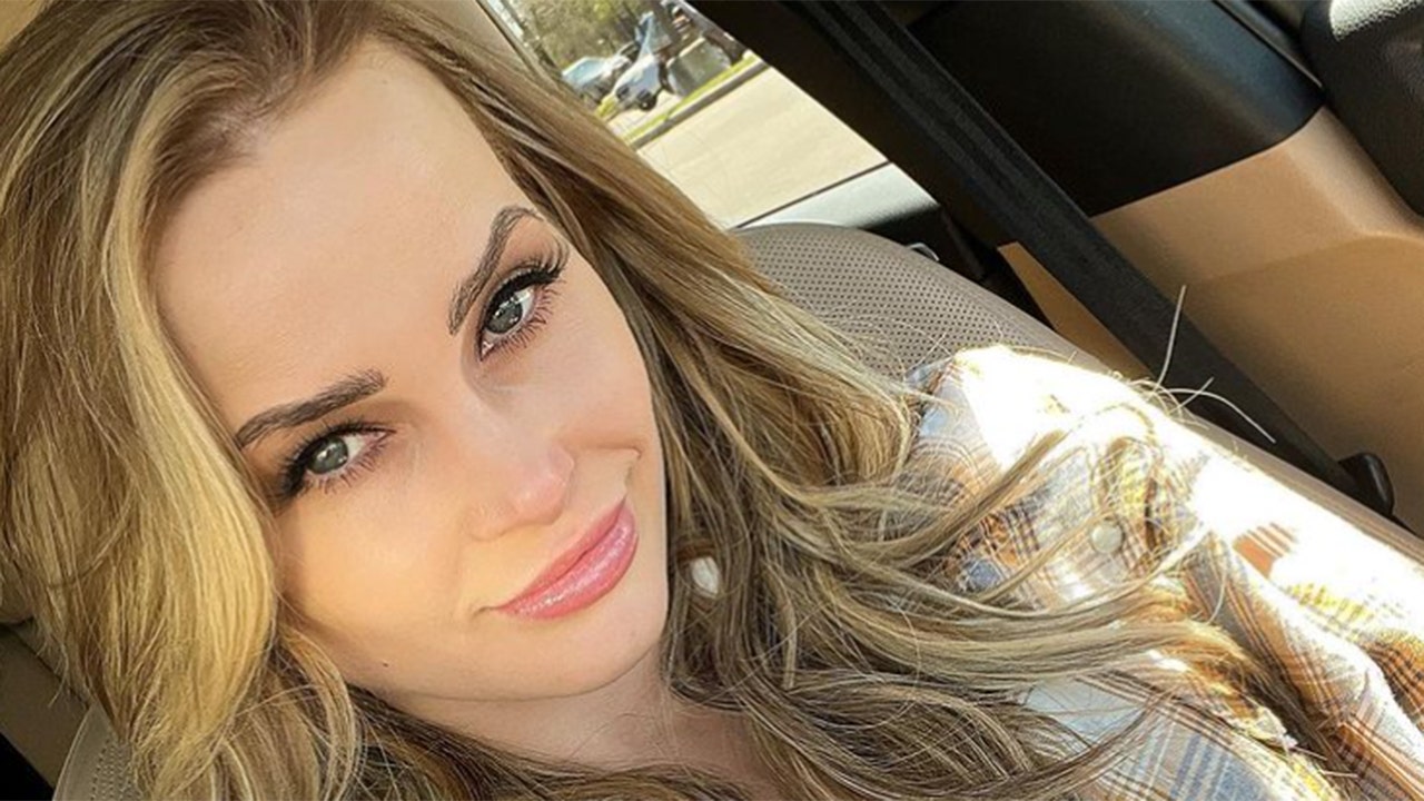 Niece Waidhofer Model And Social Media Star Dies By Suicide Fox 5 New York