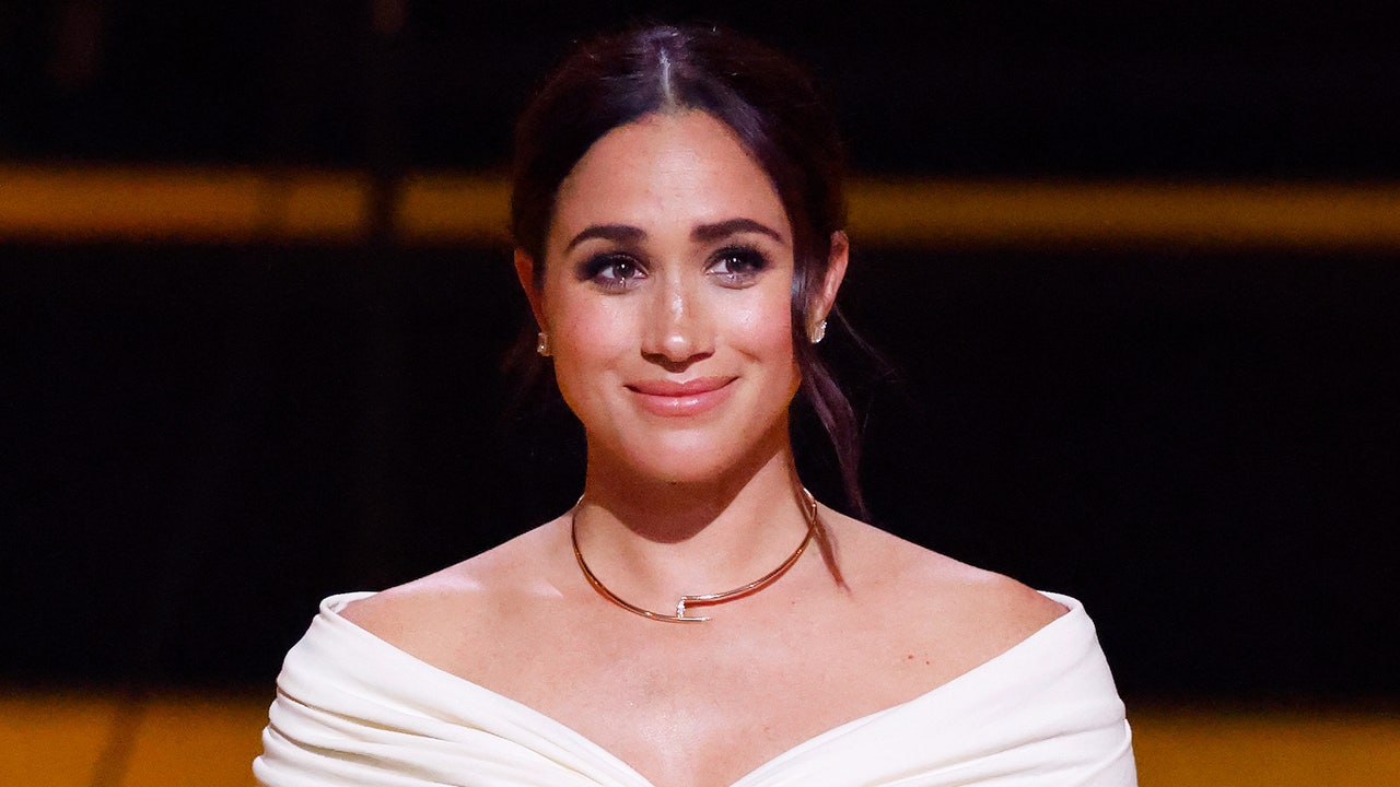 Meghan Markle tops Joe Rogan as number 1 on Spotify with new podcast ...