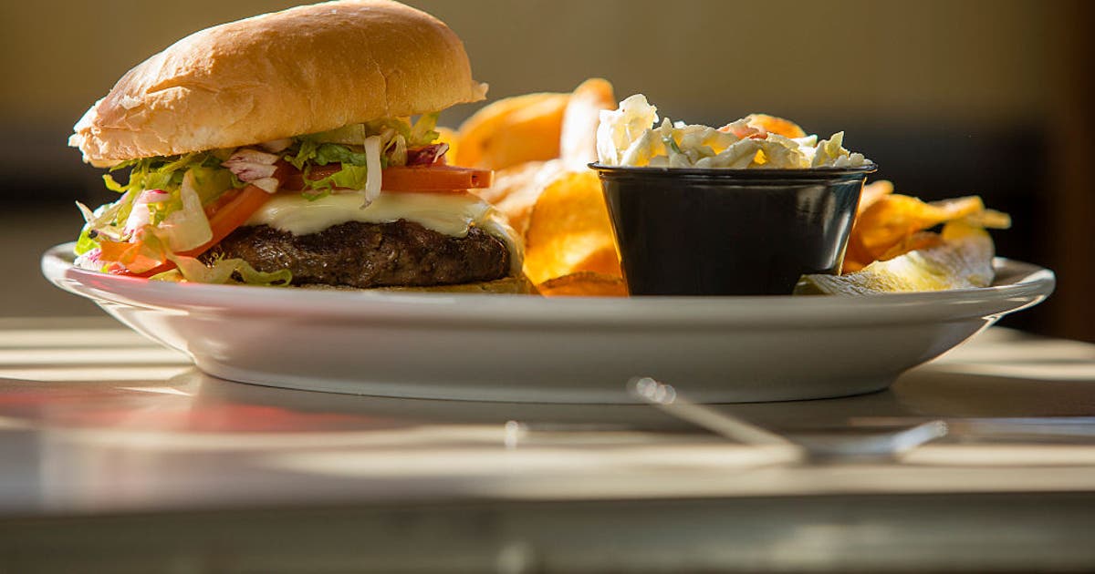 Binge eating disorder looks different in the brains of boys and girls ...