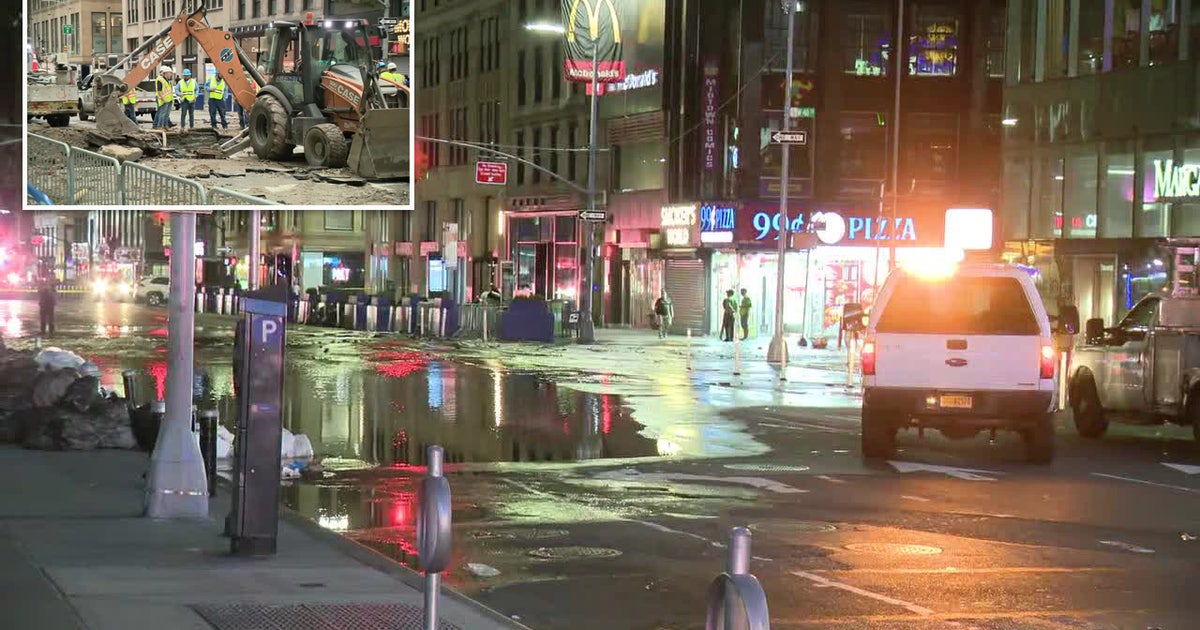 Times Square water main break floods streets, disrupts subway service ...