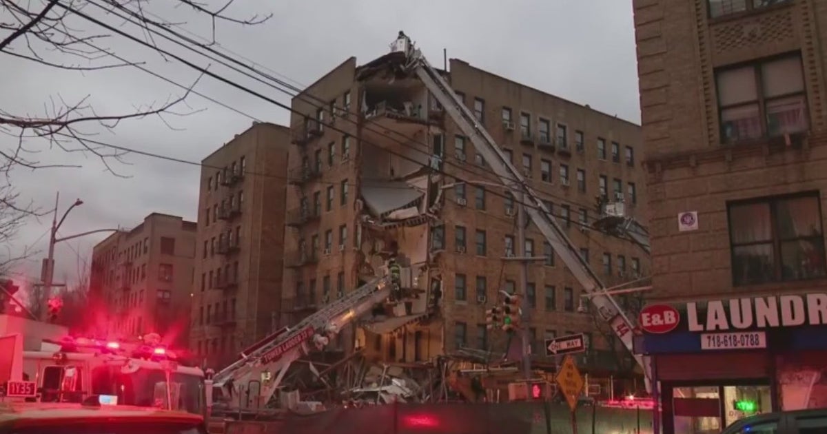 Bronx building collapse: 2 injuries reported as cleanup, investigation ...